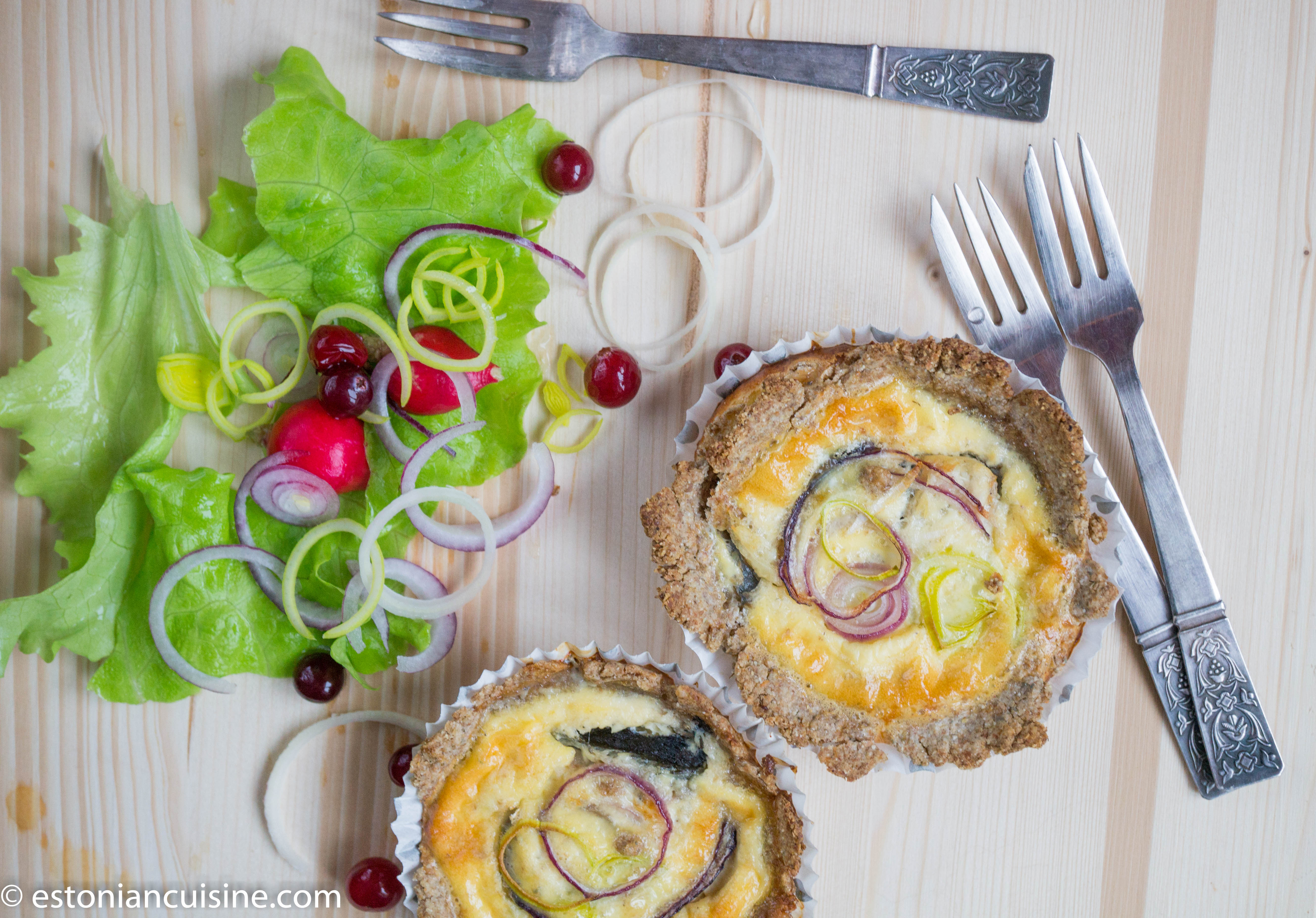Smoked Baltic Herring Pie. Suitsuräimepirukas – Estonian Cuisine. Eesti ...
