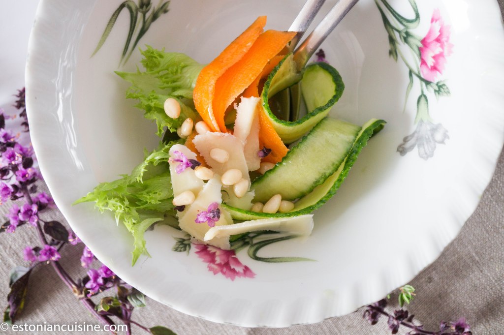 Crispy Vegetable Stripes Salad. Ribasalat köögiviljadest – Estonian ...